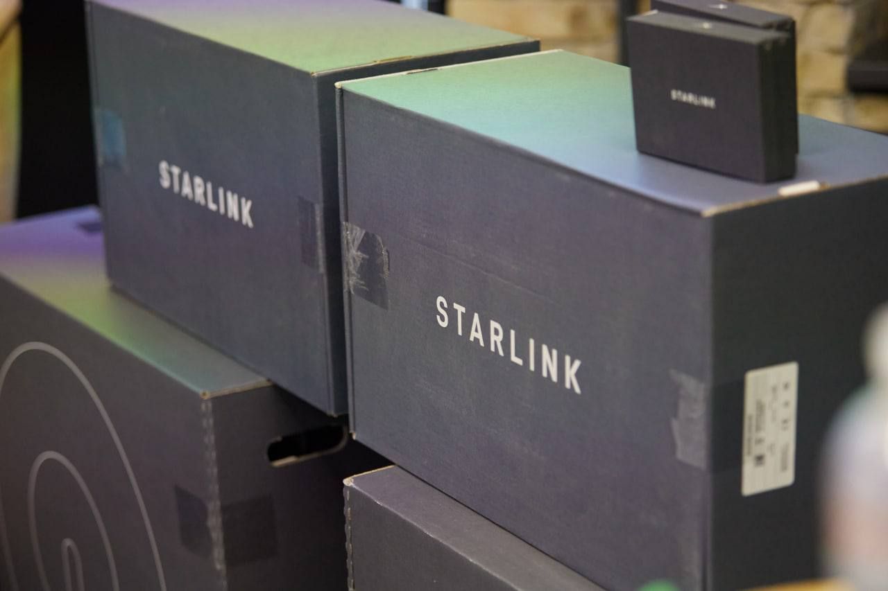 У SpaceX пояснили, чи продавали системи Starlink Росії