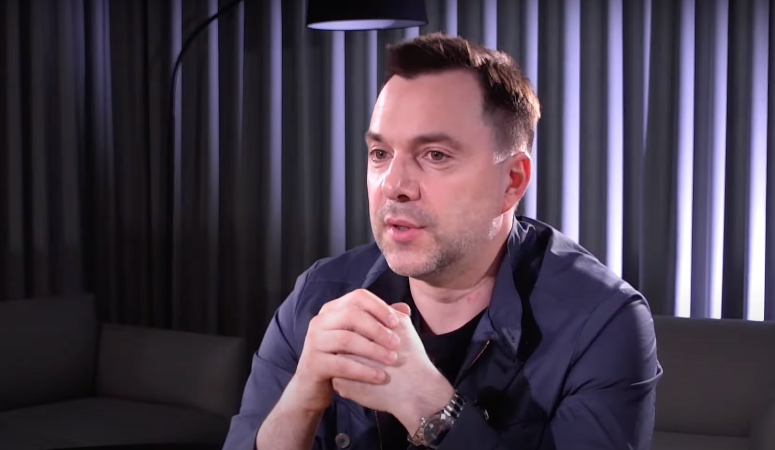 Поділ на правильних та неправильних Арестович розповів як