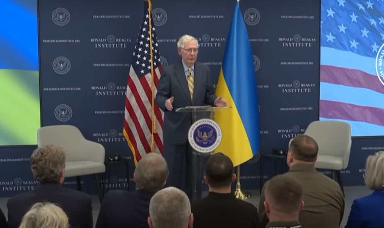Лідер республіканців Повільна допомога США продовжила війну в Україні