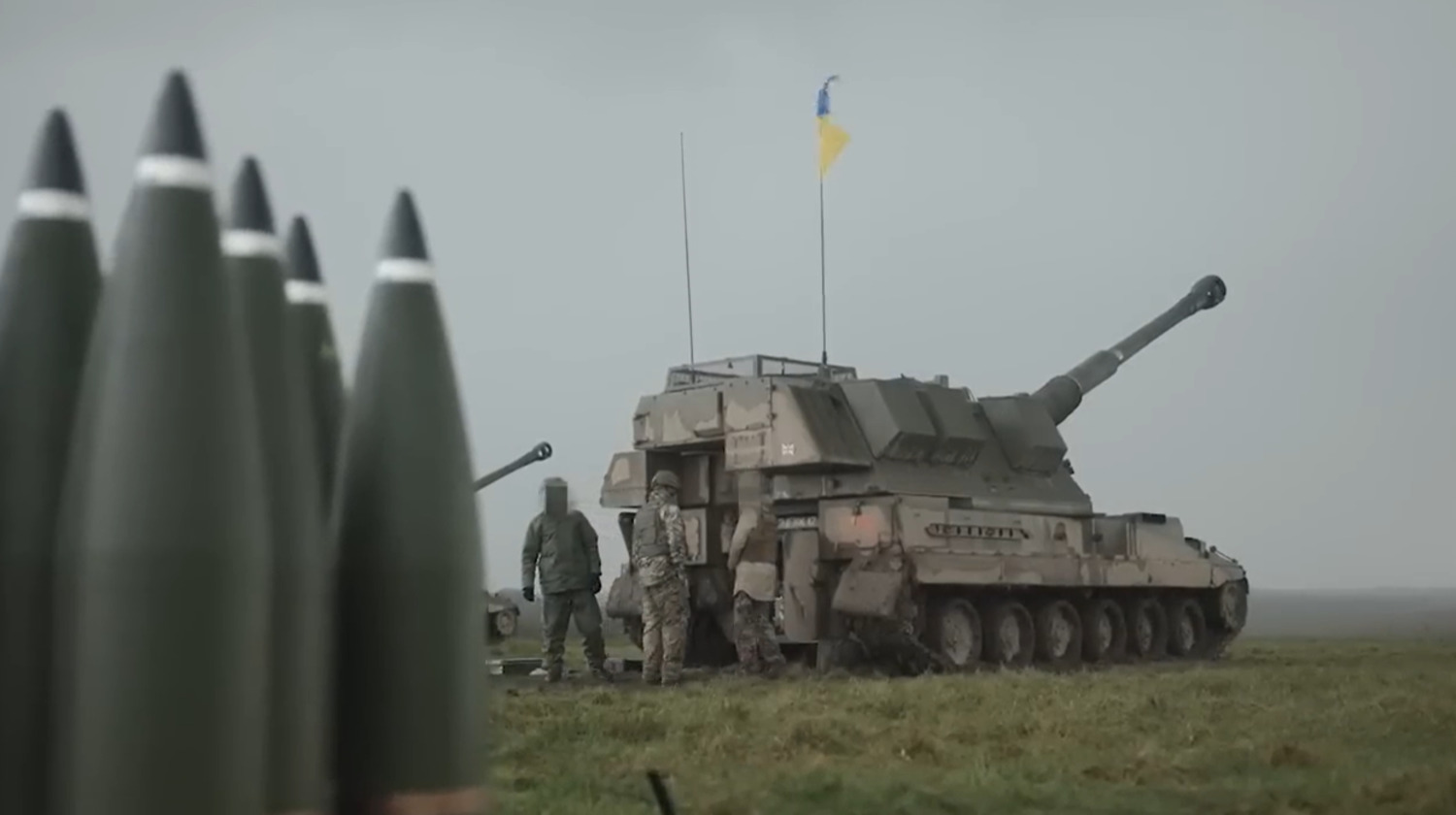 Війна з РФ та допомога Заходу: Британія передала Україні 10 гаубиць AS90, 6 ще в дорозі