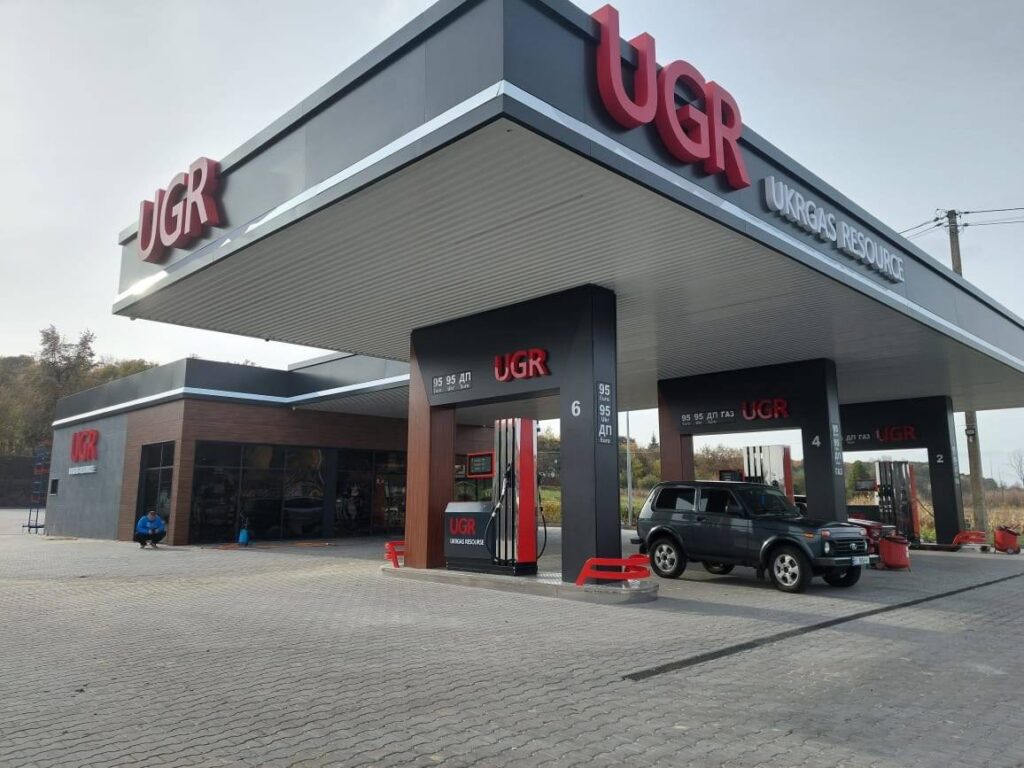 Купить топливо в Украине АЗС показали цены на бензин дизель и автогаз на Киевщине где и как