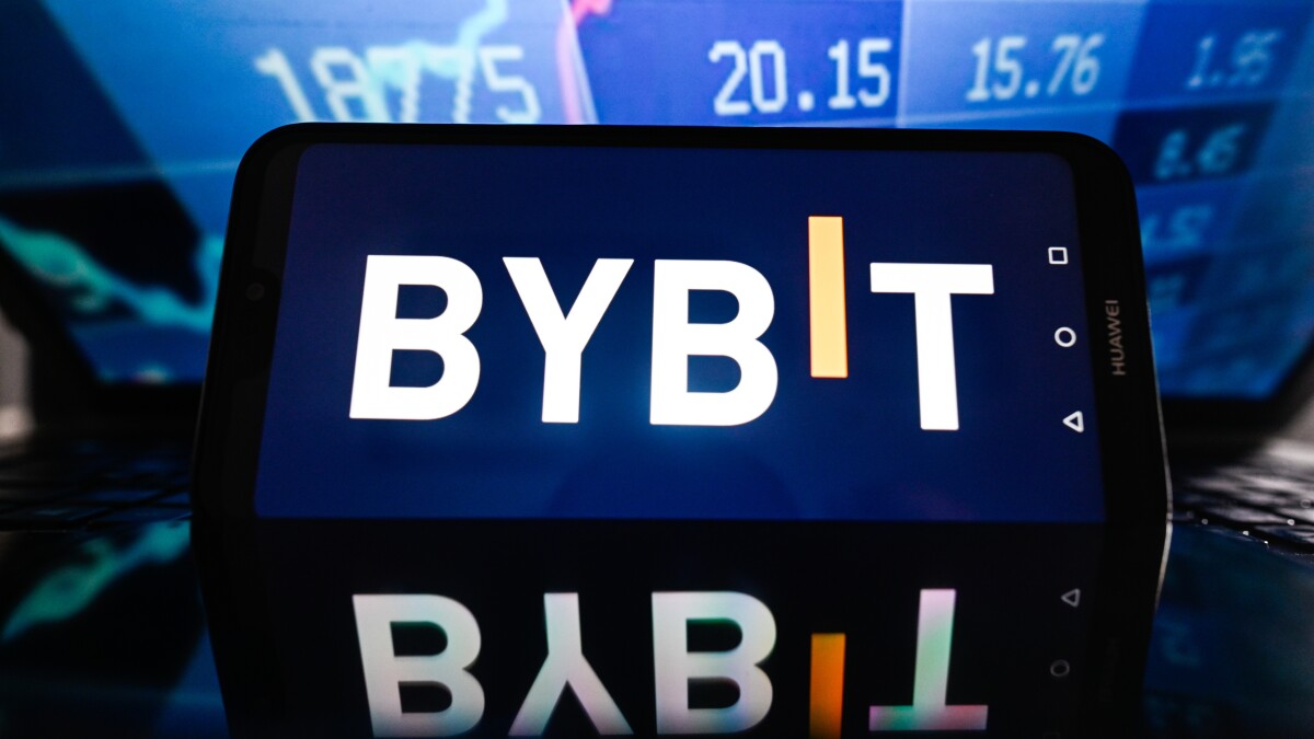 Масштабный взлом Bybit: хакеры похитили криптовалюту на $1,5 миллиарда